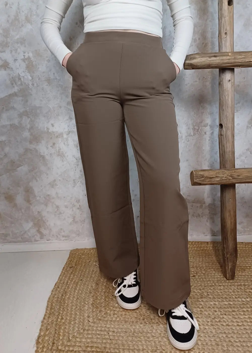 Housut mapp fox wide ruskea | mervin putiikki merci – Mervin putiikki Merci